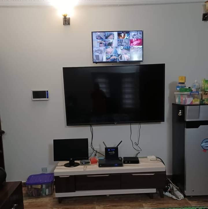 VICTECH SOLUTION - YOUR TECHNOLOGY HUB